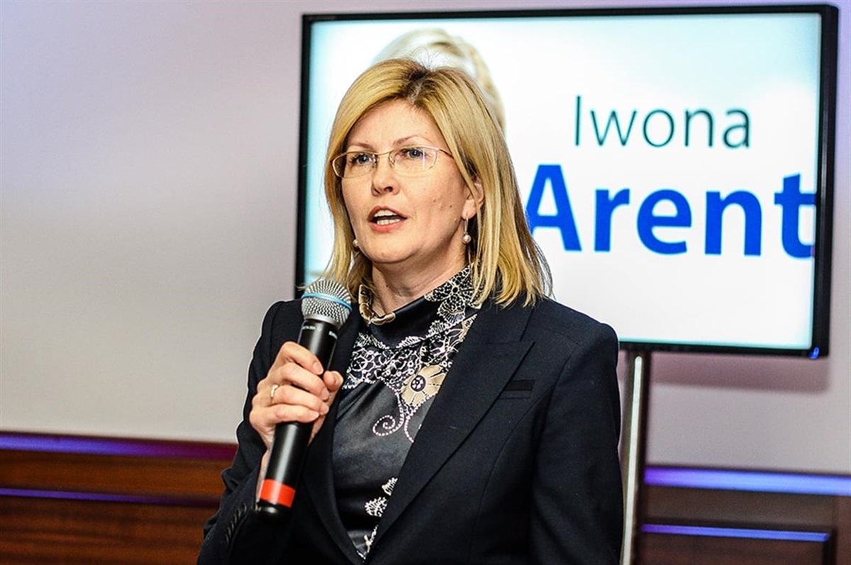 "Casanova" wykorzystał posłankę PiS? Iwona Arent wydała oświadczenie