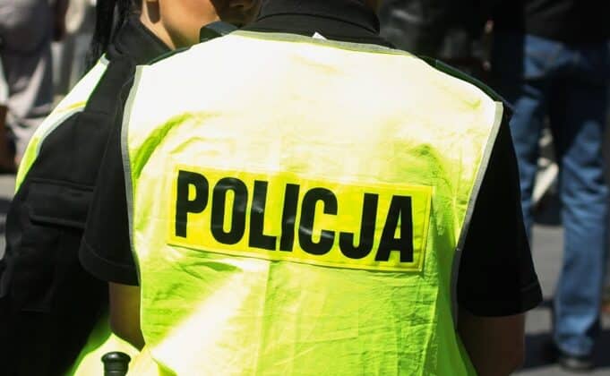 Pilne poszukiwania 49-latka. Policja podała, jakim samochodem może się ...