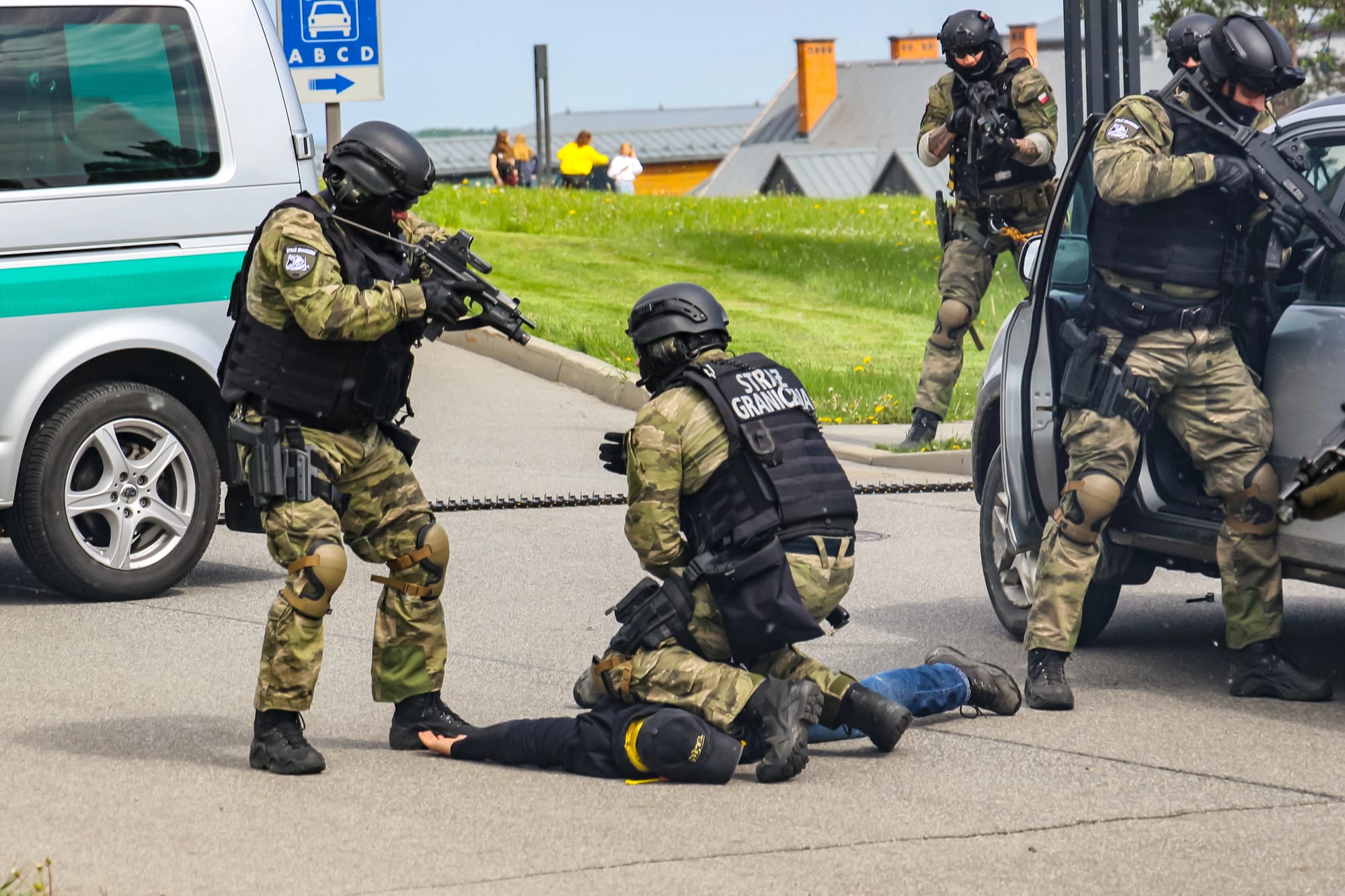 Europejski gang rozbity przez służby z Warmii i Mazur. Zdobyli fortuny ...