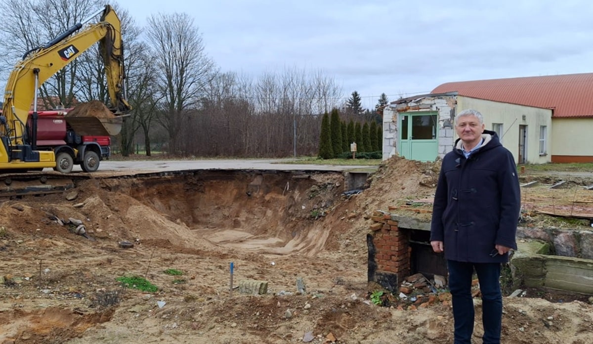 20 mln zł na odbudowę szkoły podstawowej po tragicznym pożarze. Gmina ...